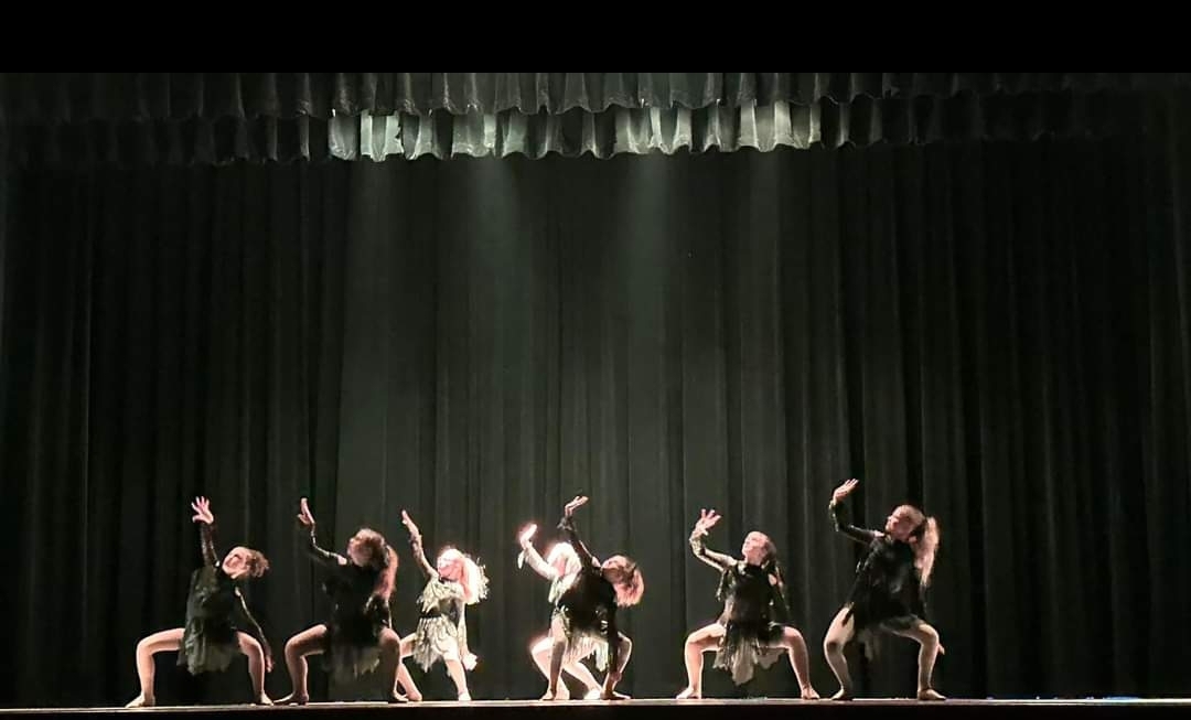 Expressions Dance Company – Expressions Performing Arts Center, LLC